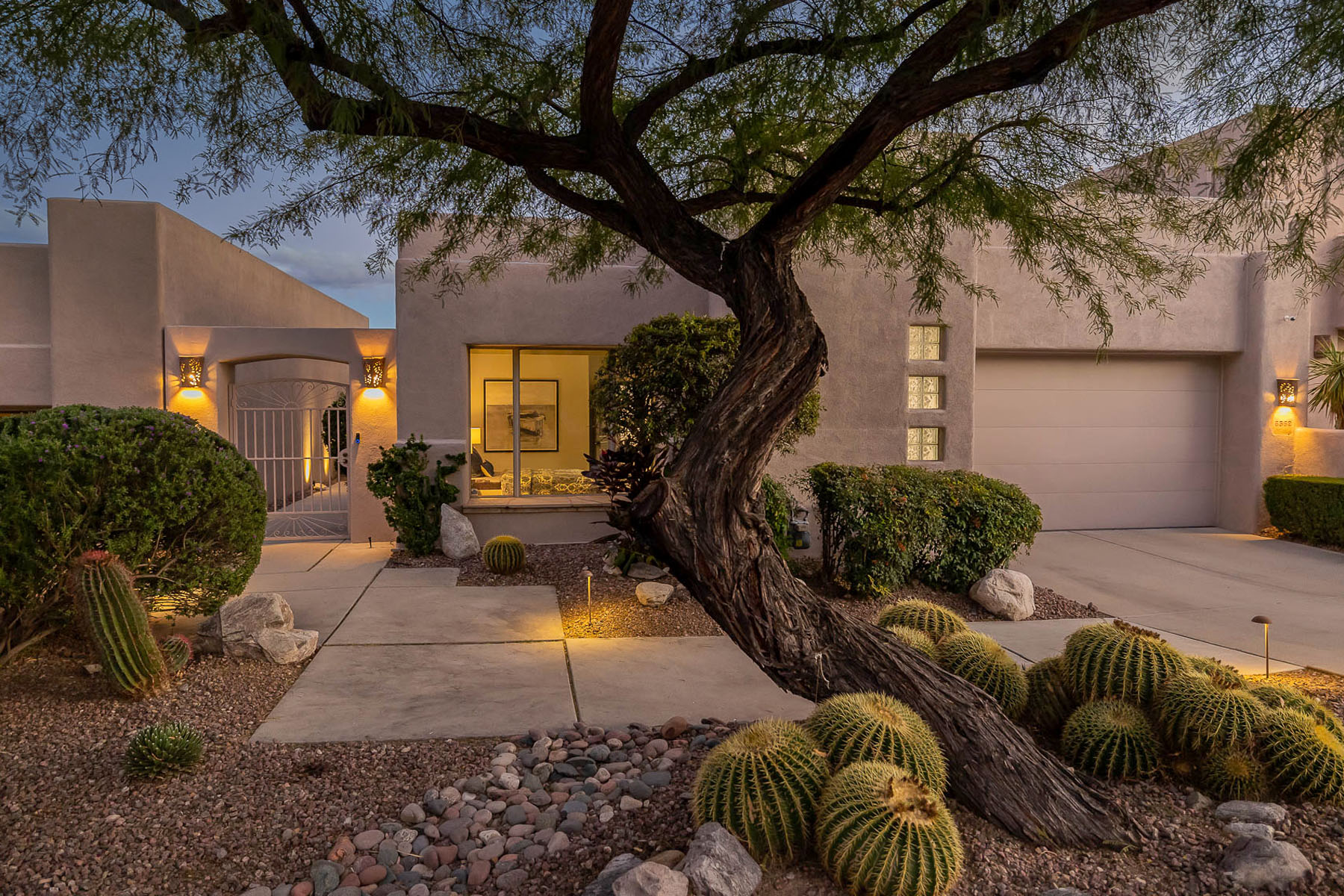 6562 E VENTANA CREST PLACE, TUCSON, AZ 85750 - Susanne Grogan | Luxury ...